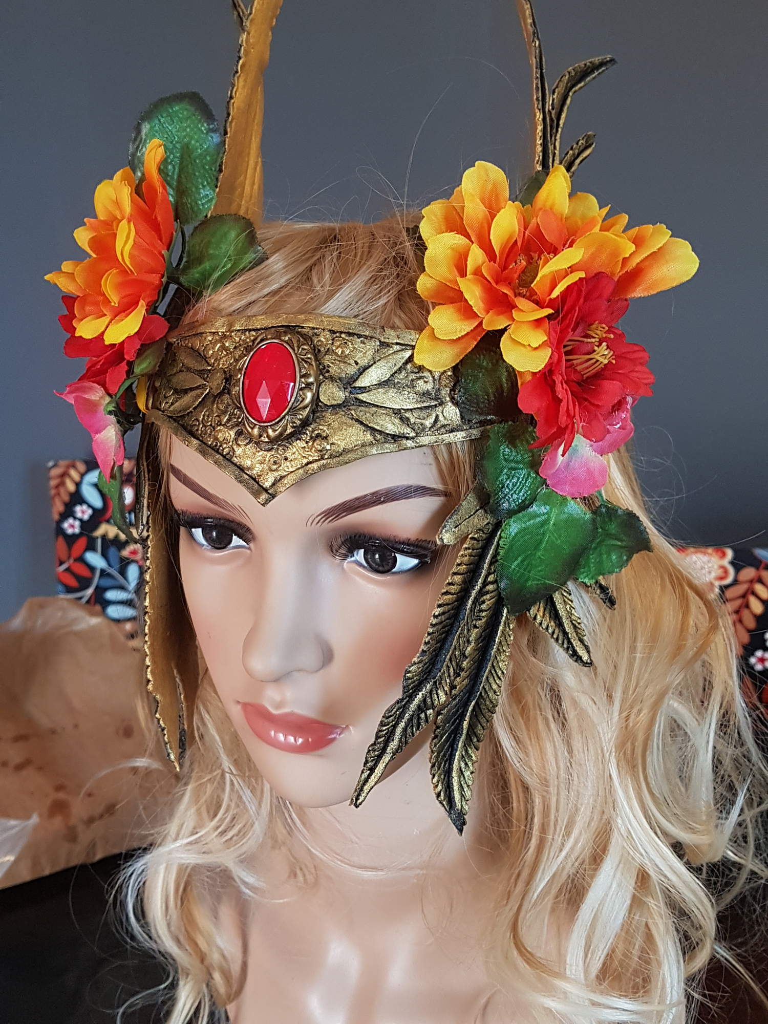 She Ra soeur de Musclor (He Man) Hannah Alexander:la tiare | Costumes ...